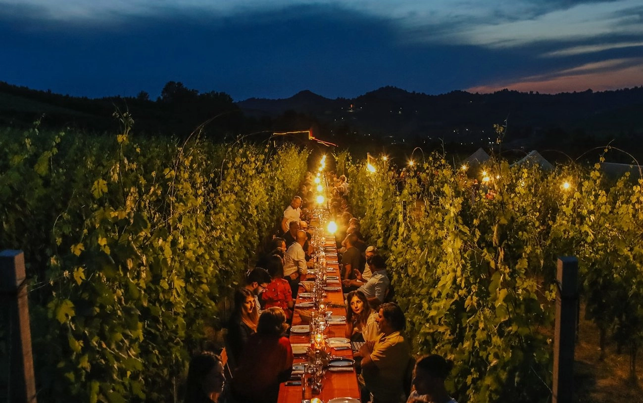 Dressing for a Vineyard Dinner in Alba and Barolo: A Guide to Savor ...